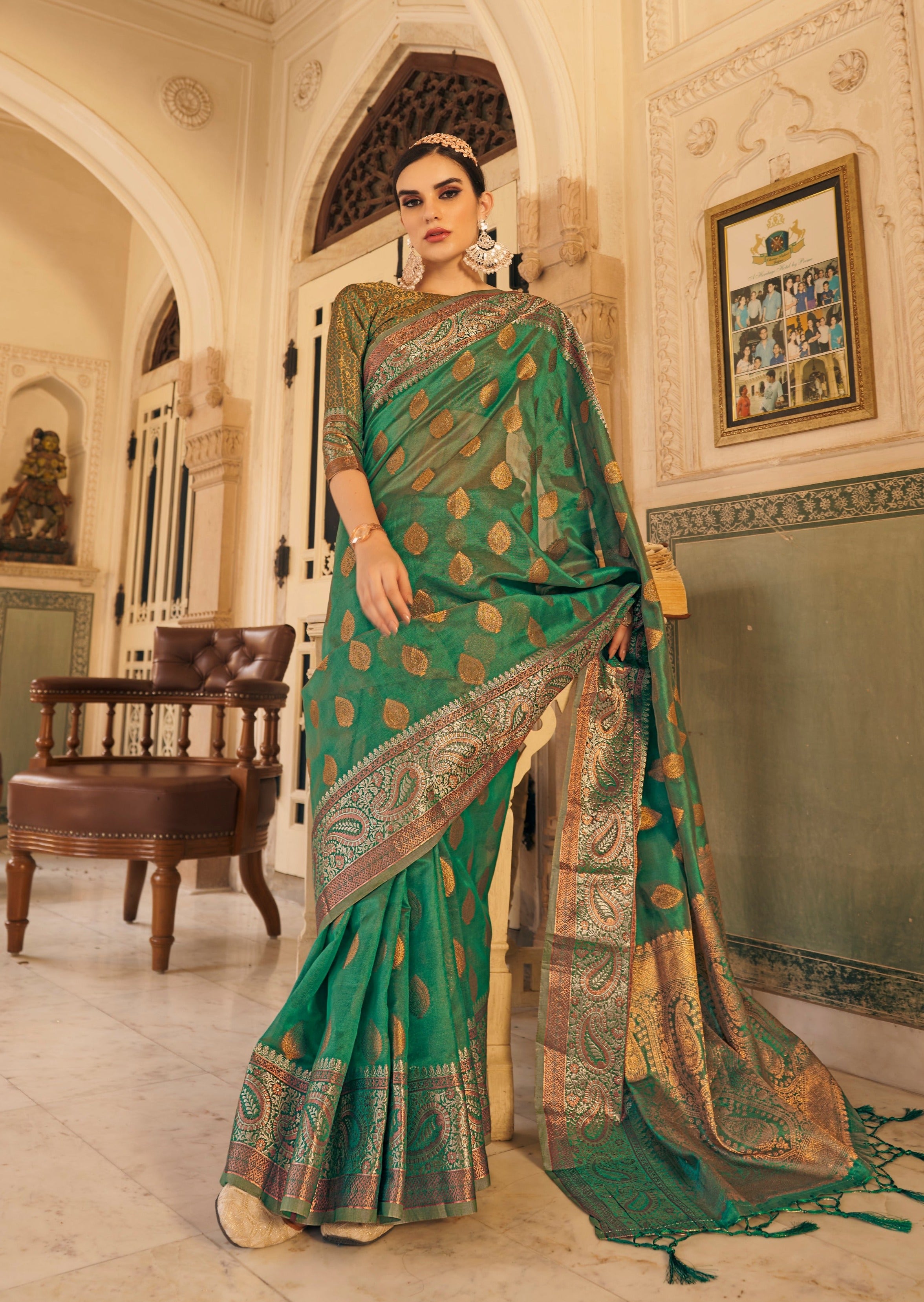 Rich Green Banarasi Organza Saree with Zari Booti Motifs – Sunasa